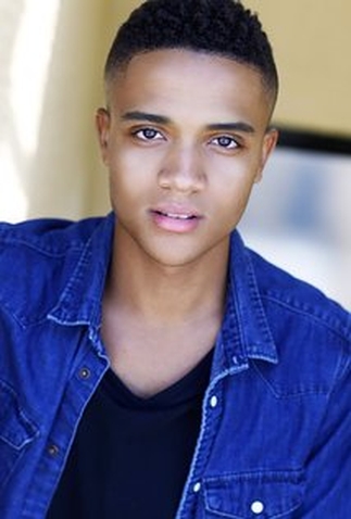 Nicholas L. Ashe | Artista | Filmow