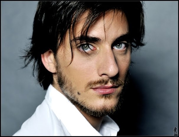 Luca Marinelli (22 de Outubro de 1984) | Artista | Filmow