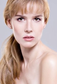 Natalie Lorence | Artista | Filmow