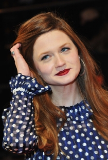 Bonnie Wright (17 de Fevereiro de 1991) | Artista | Filmow