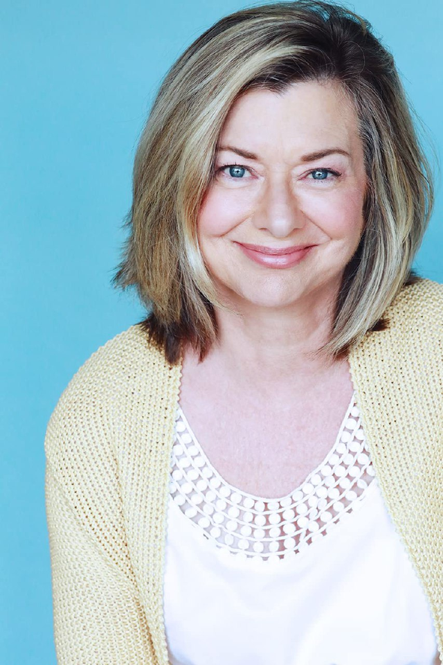 Fotos | Stephanie Jones (IV) | Artista | Filmow