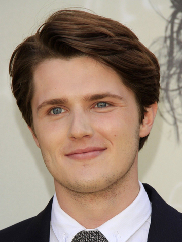 Eugene Simon (I) | Filmow