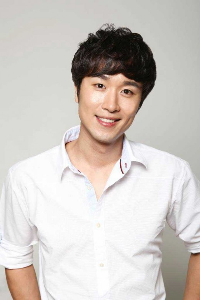 Fotos | Kim Tae-Han | Artista | Filmow