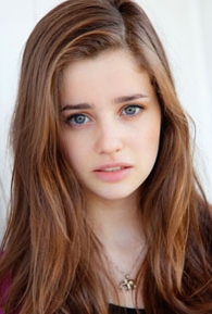 Holly Earl (31 de Agosto de 1992) | Artista | Filmow