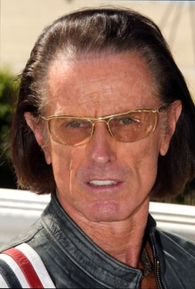 Phil Pitzer | Artista | Filmow