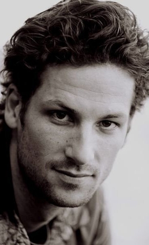 Rupert Reid (I) () | Artista | Filmow