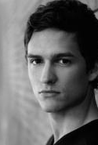 Ben Aldridge (12 de Novembro de 1985) | Artista | Filmow