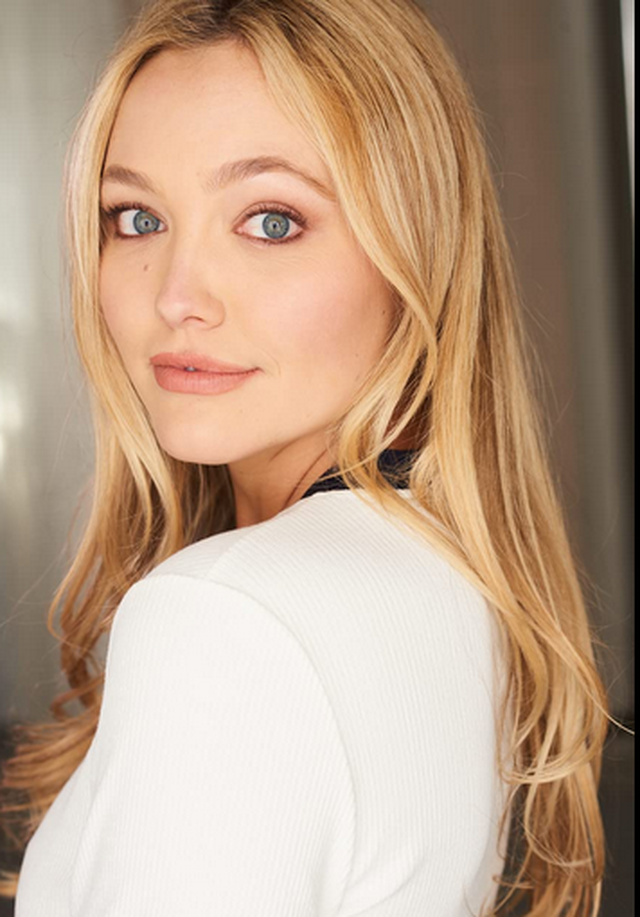 Fotos | Amanda Jones | Artista | Filmow