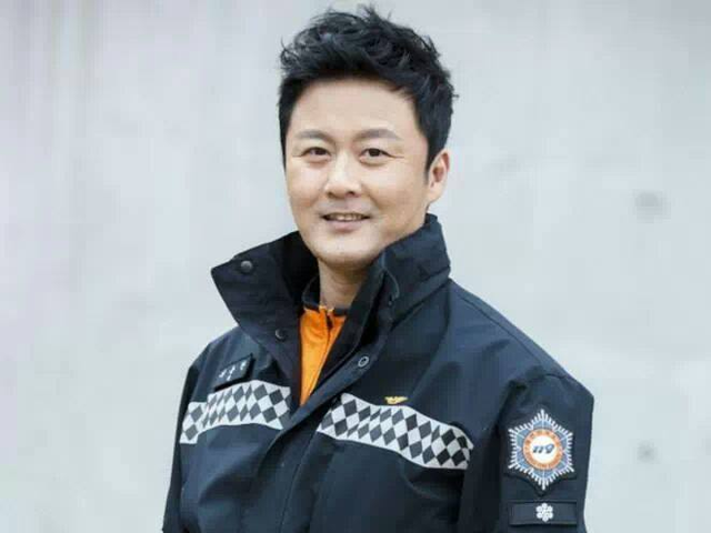 Angel Eyes: série de 2014 - Filmow